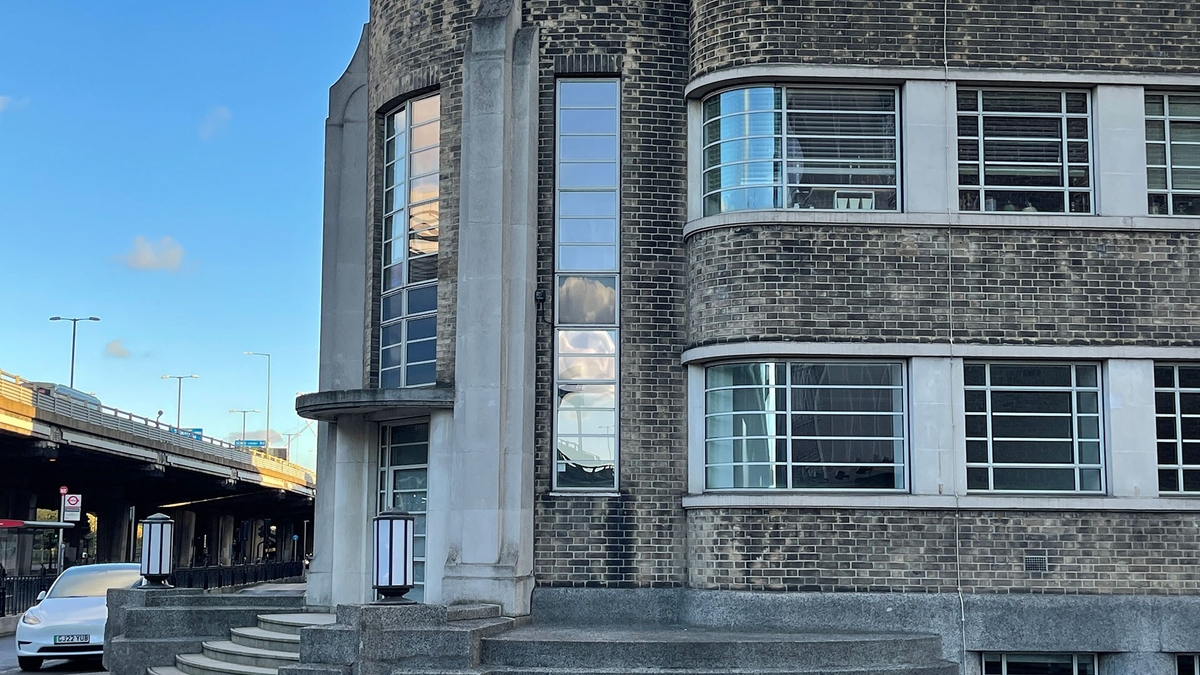 Wallis House | Artistic Spaces